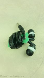 9+ Ways To Reuse Bread Clips
